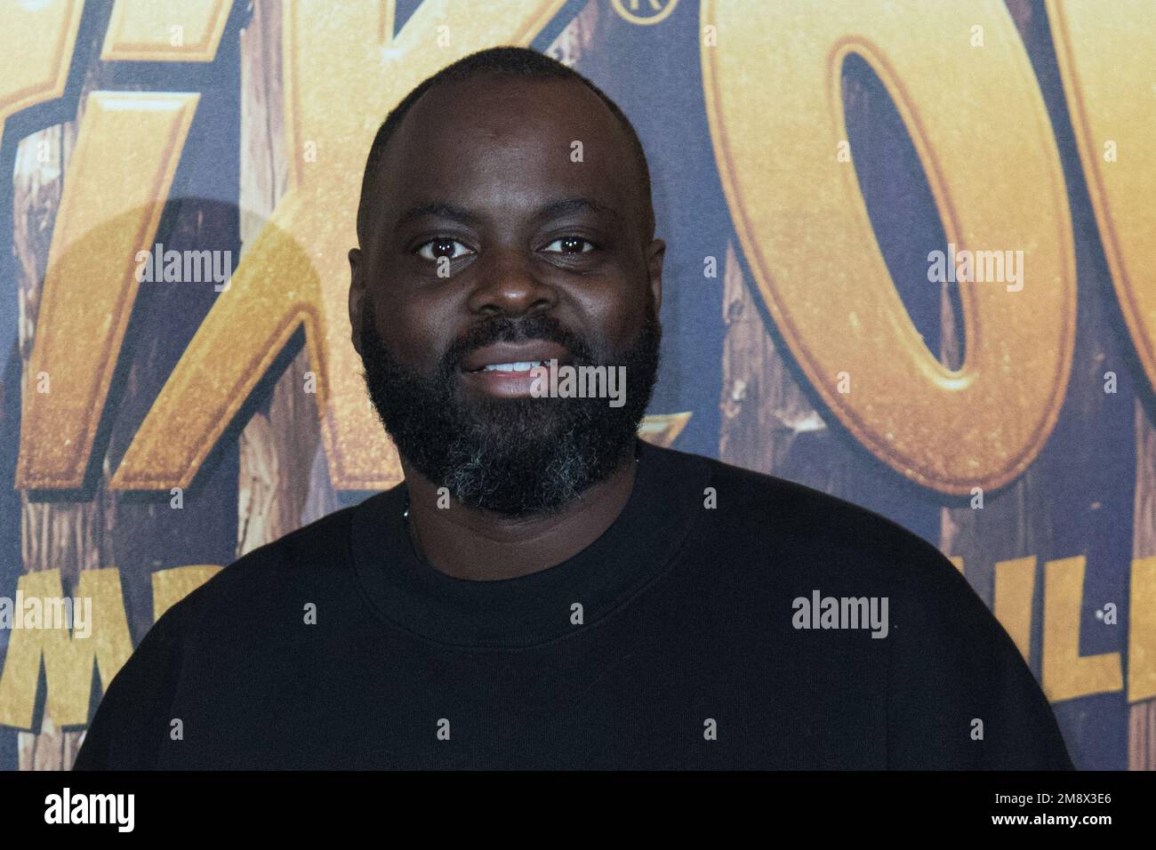 ISSA Doumbia besucht Asterix et Obelix: L'Empire du Milieu Premiere im ...