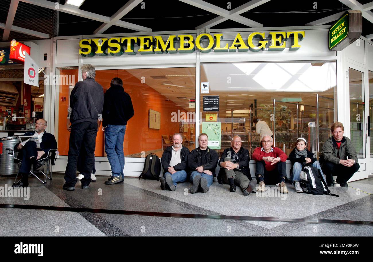Systembolaget logo -Fotos und -Bildmaterial in hoher Auflösung – Alamy