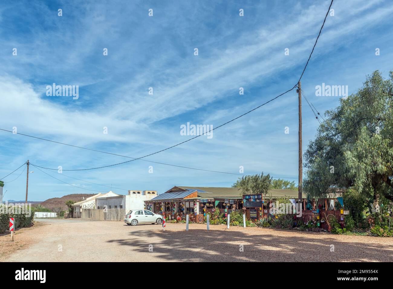 Van Wyksdorp, Südafrika - 24. September 2022: Eine Straßenszene mit der ...