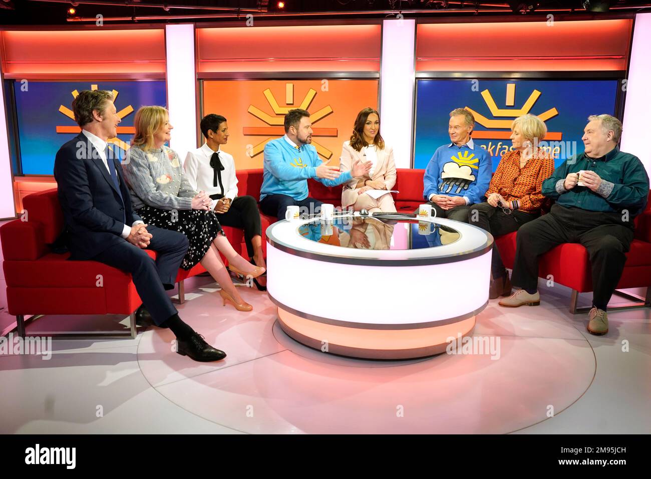 (Von links nach rechts) Charlie Stayt, Carol Kirkwood, Naga Munchetty ...