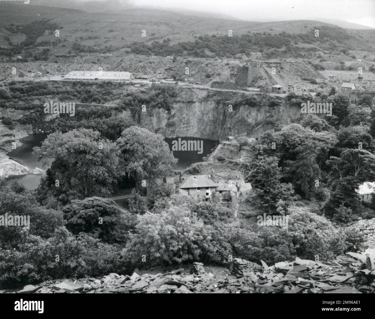 Blick auf den Dorothea Slate Quarry, Nantlle Valley, Caernarvonshire ...
