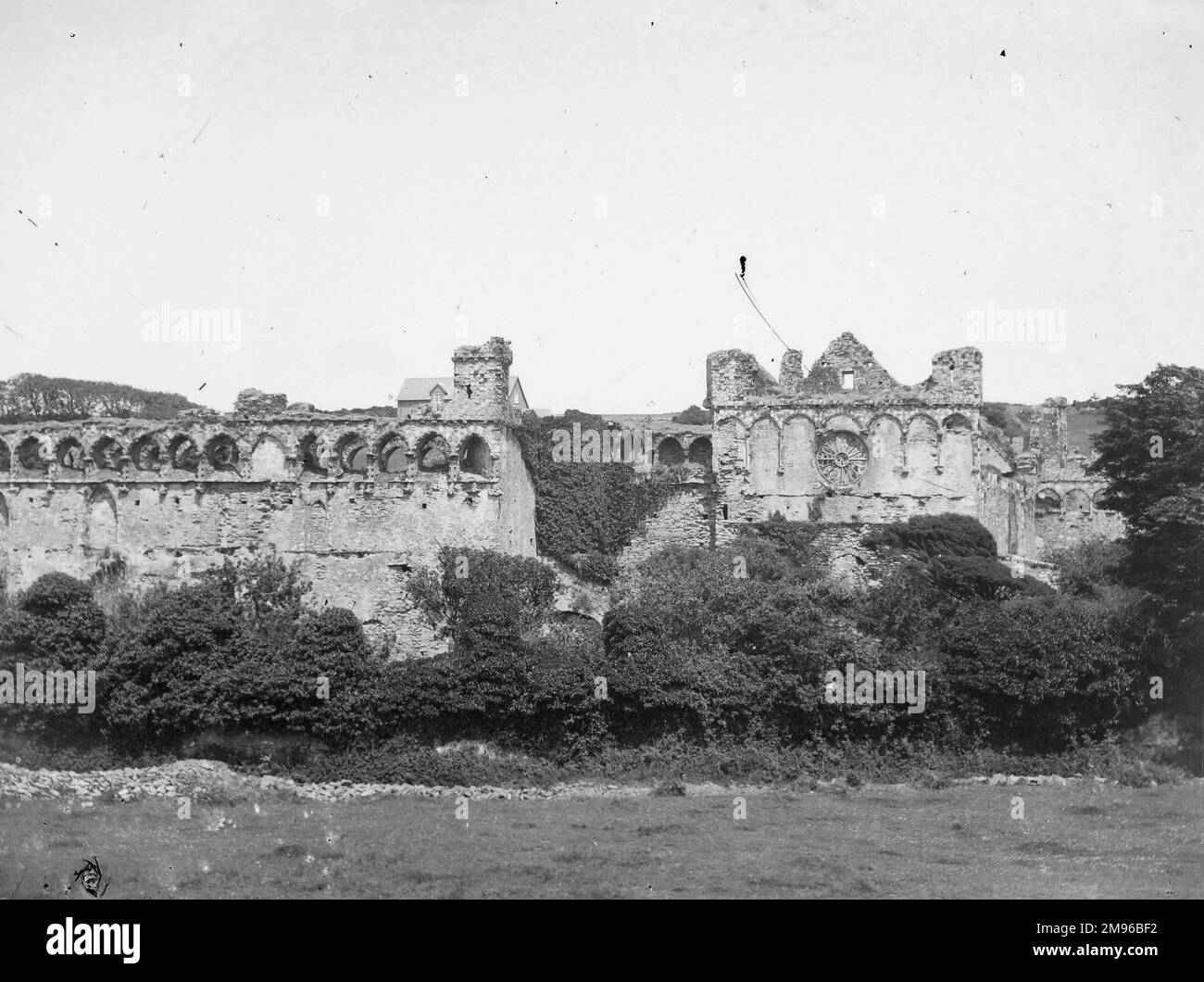 Palastruine aus dem 14 jahrhundert -Fotos und -Bildmaterial in hoher Auflösung – Alamy