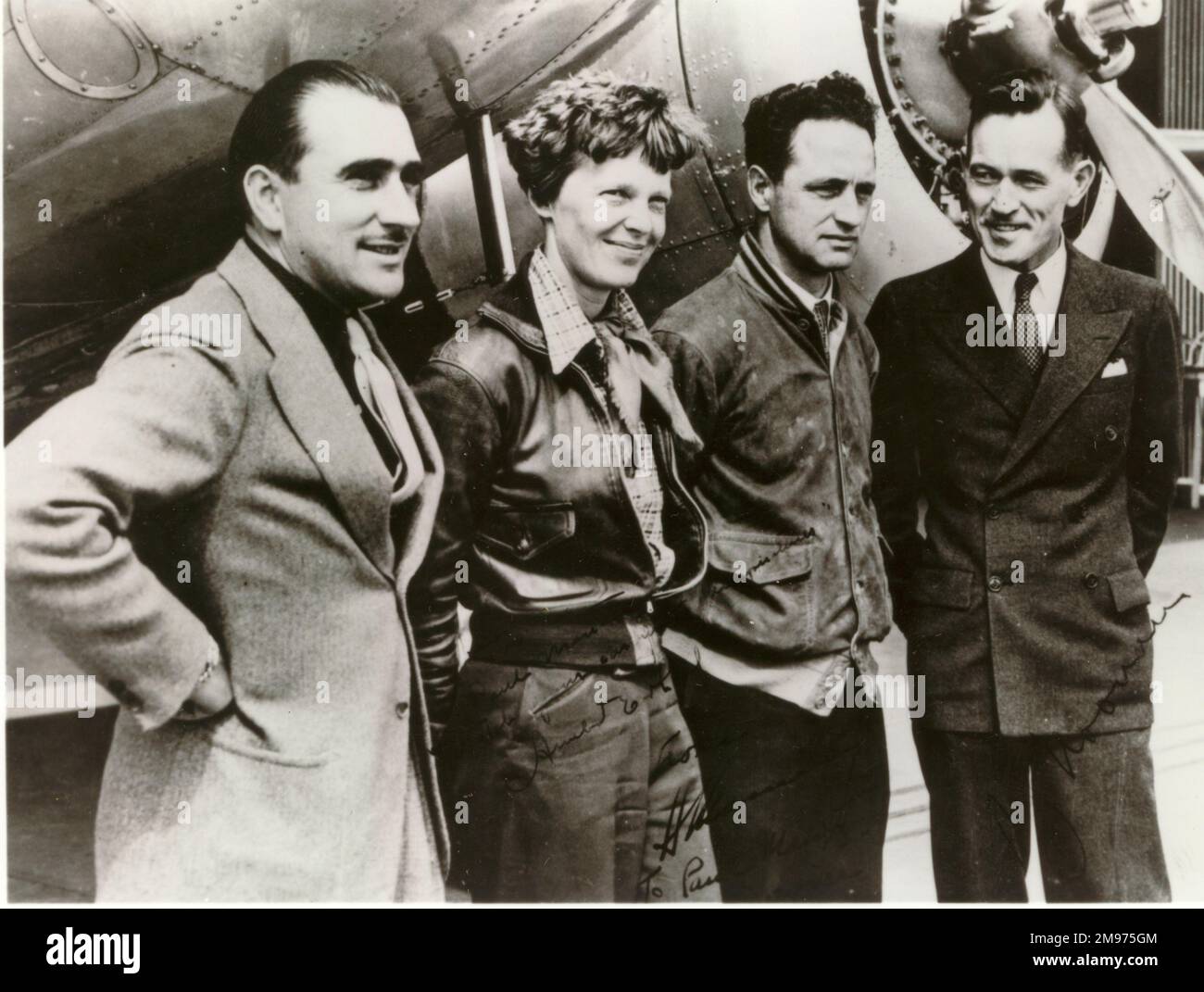 Earhart and noonan -Fotos und -Bildmaterial in hoher Auflösung – Alamy