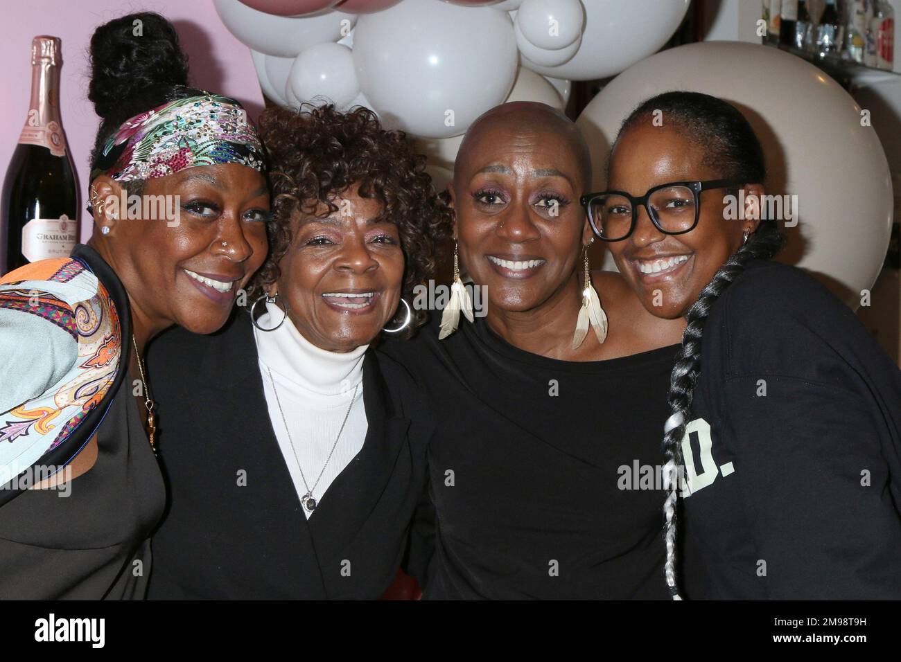 Zenay arnold -Fotos und -Bildmaterial in hoher Auflösung – Alamy
