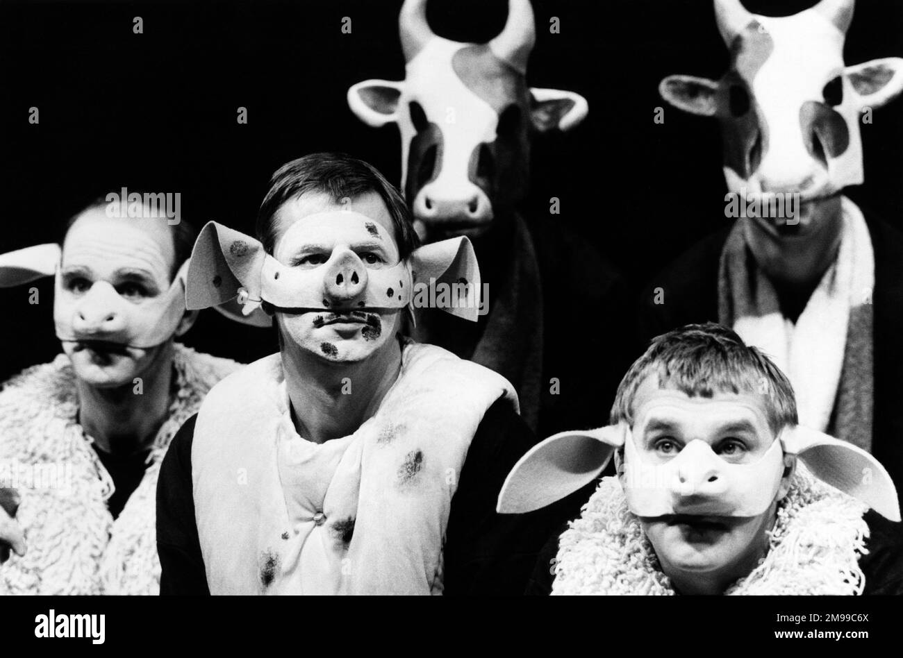 Front Centre: Barrie Rutter (Napoleon) in ANIMAL FARM von George Orwell ...