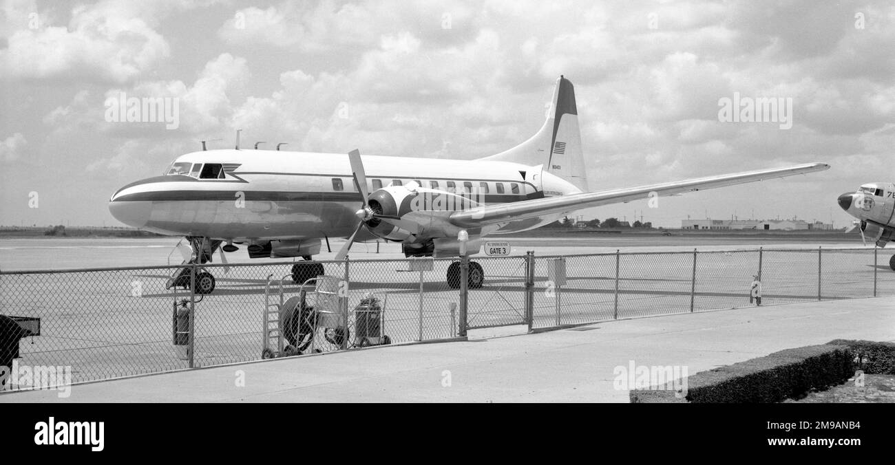 Convair cv 340 -Fotos und -Bildmaterial in hoher Auflösung – Alamy