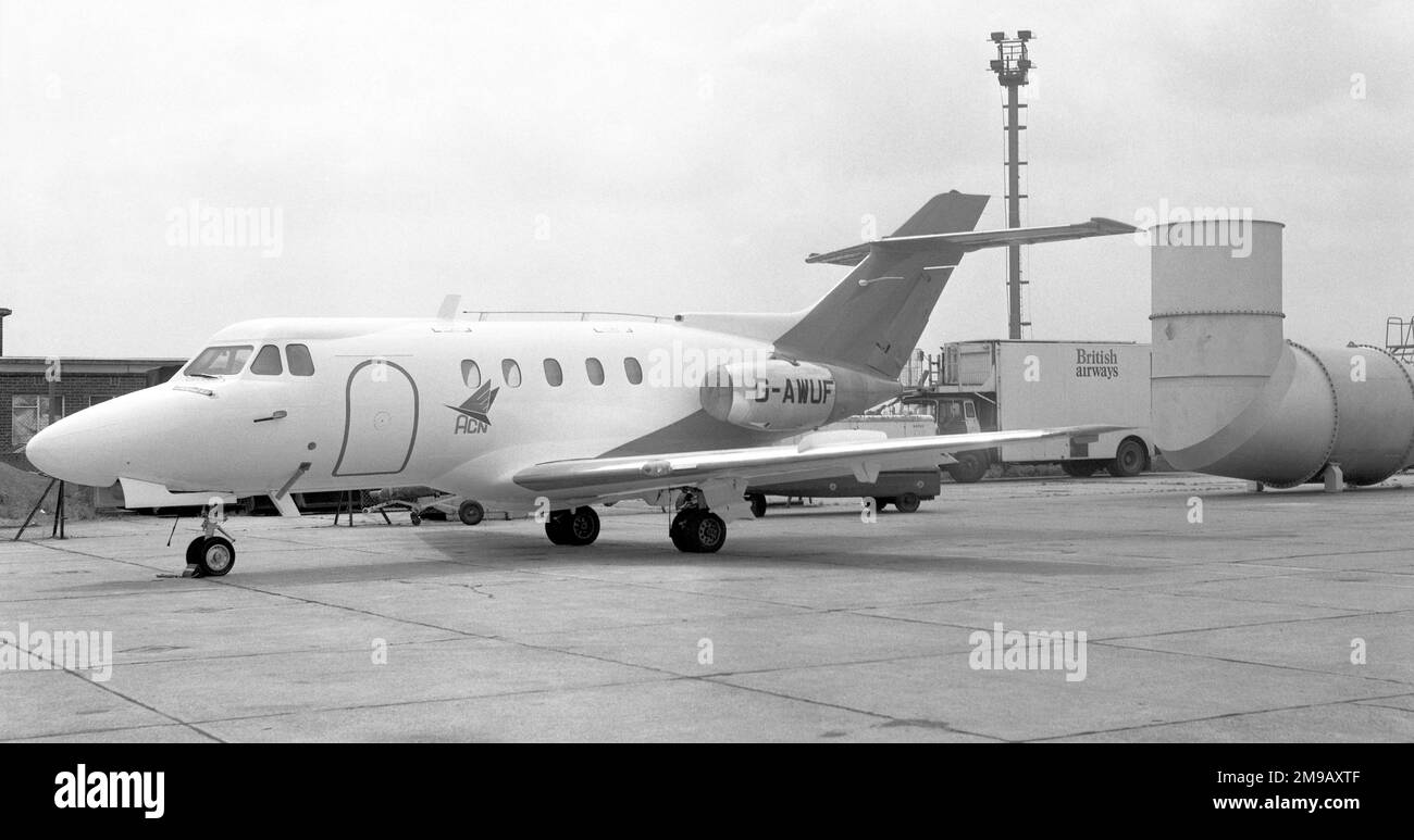 Hawker siddeley hs 125 serie 1b -Fotos und -Bildmaterial in hoher ...