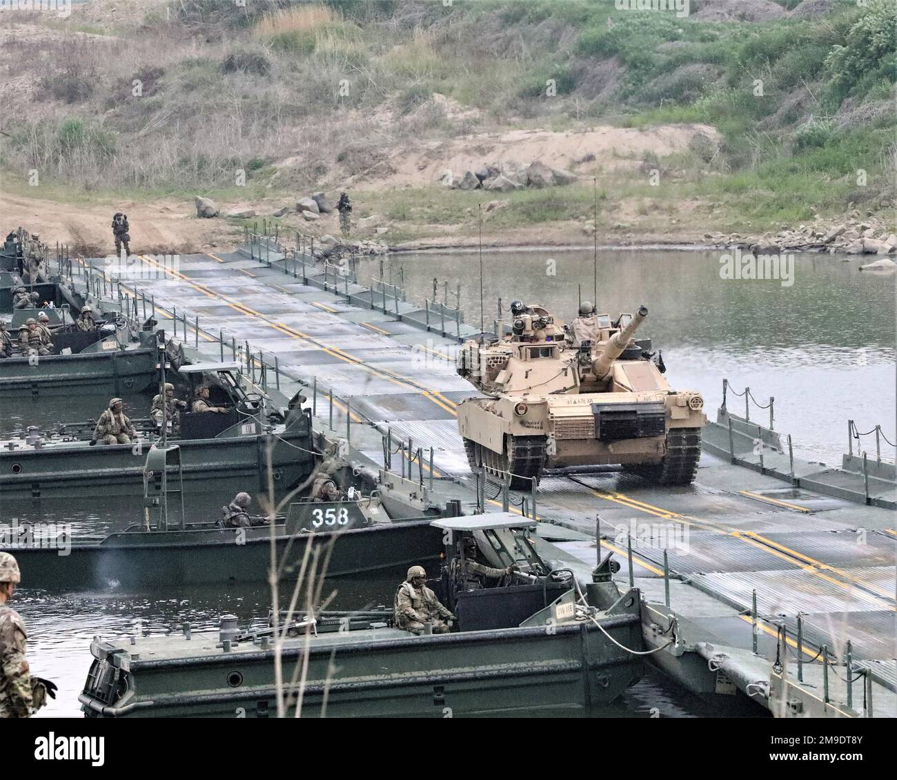 Ein Panzer M1A2 Abrams aus dem 4. Geschwader, 70. Rüstungsregiment, 1 ...