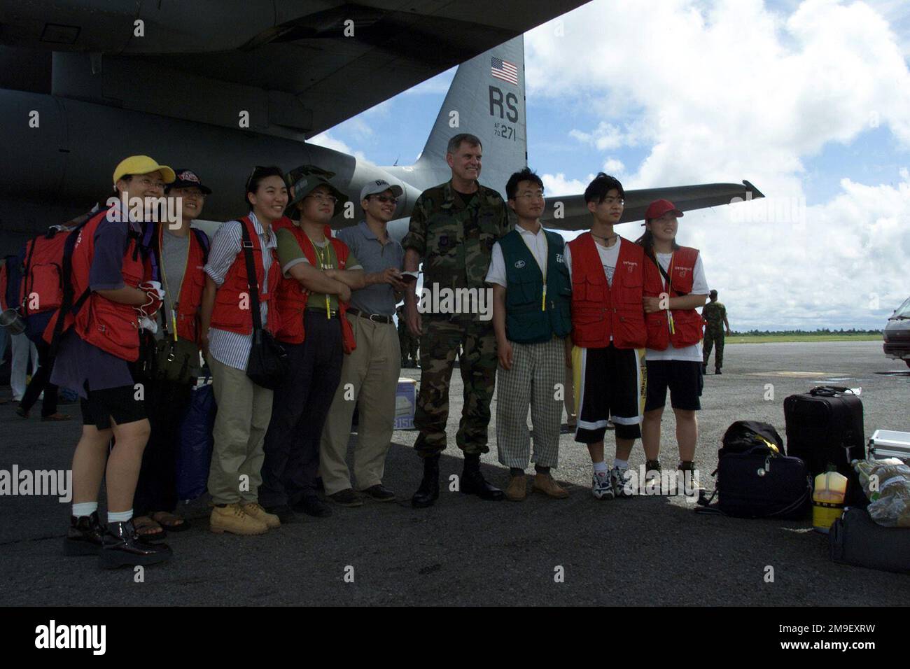 Mittlere Aufnahme. USA Air Force Major General Joe Wehrle, Befehlshaber ...