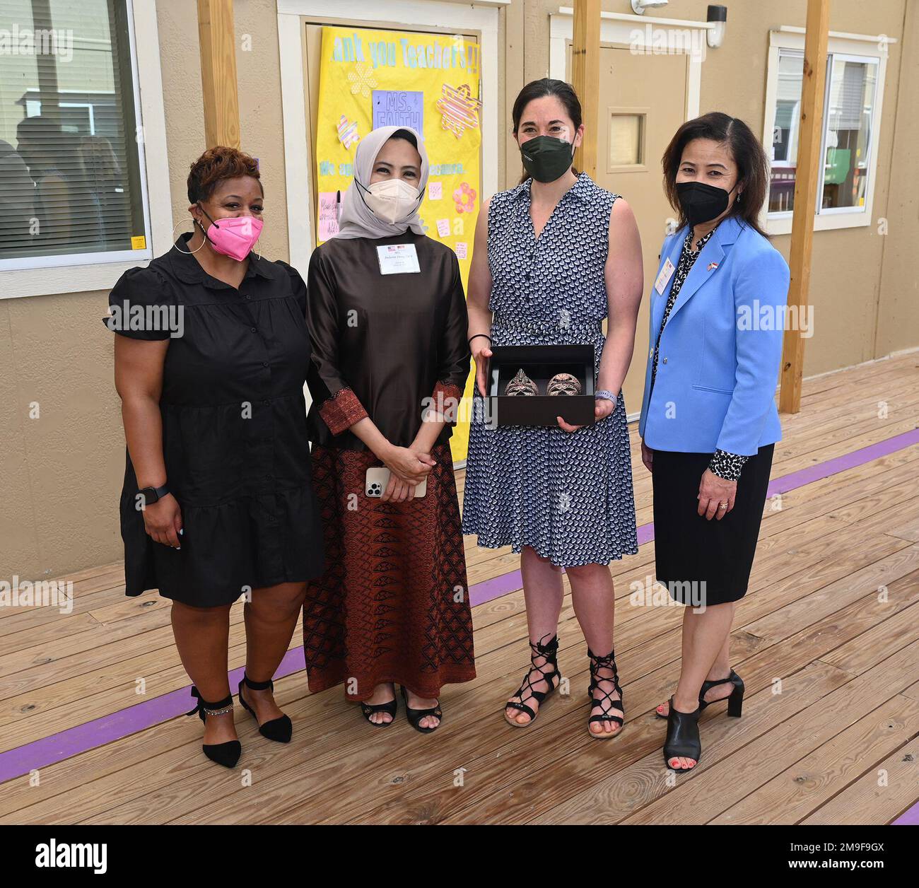 Ehefrau des Generalstabschefs der Luftwaffe, General Charles CQ Brown ...