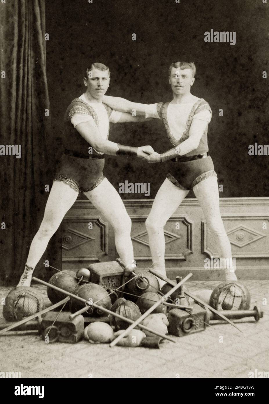 1900er wrestler -Fotos und -Bildmaterial in hoher Auflösung – Alamy