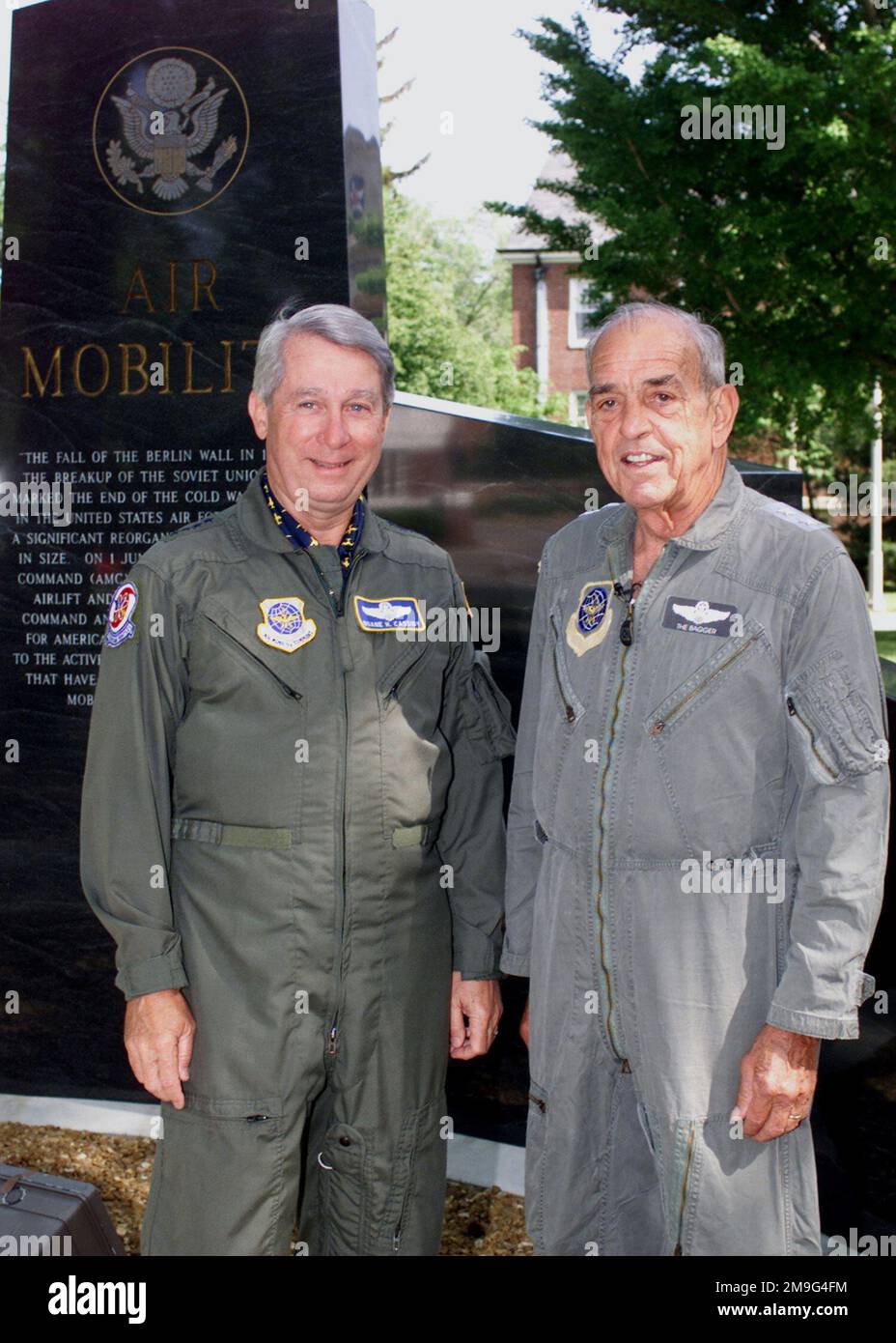 Ehemaliger Befehlshaber des Militärflugkommandos und erster ...