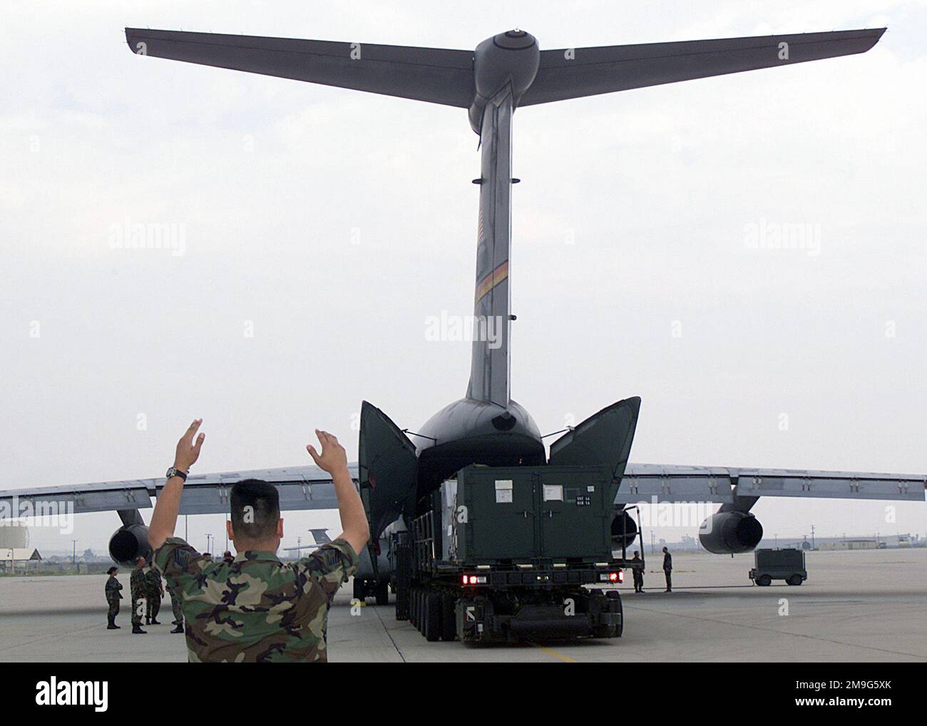 Technischer Sergeant Casis Agustin, 56. Flugzeughafen-Geschwader ...