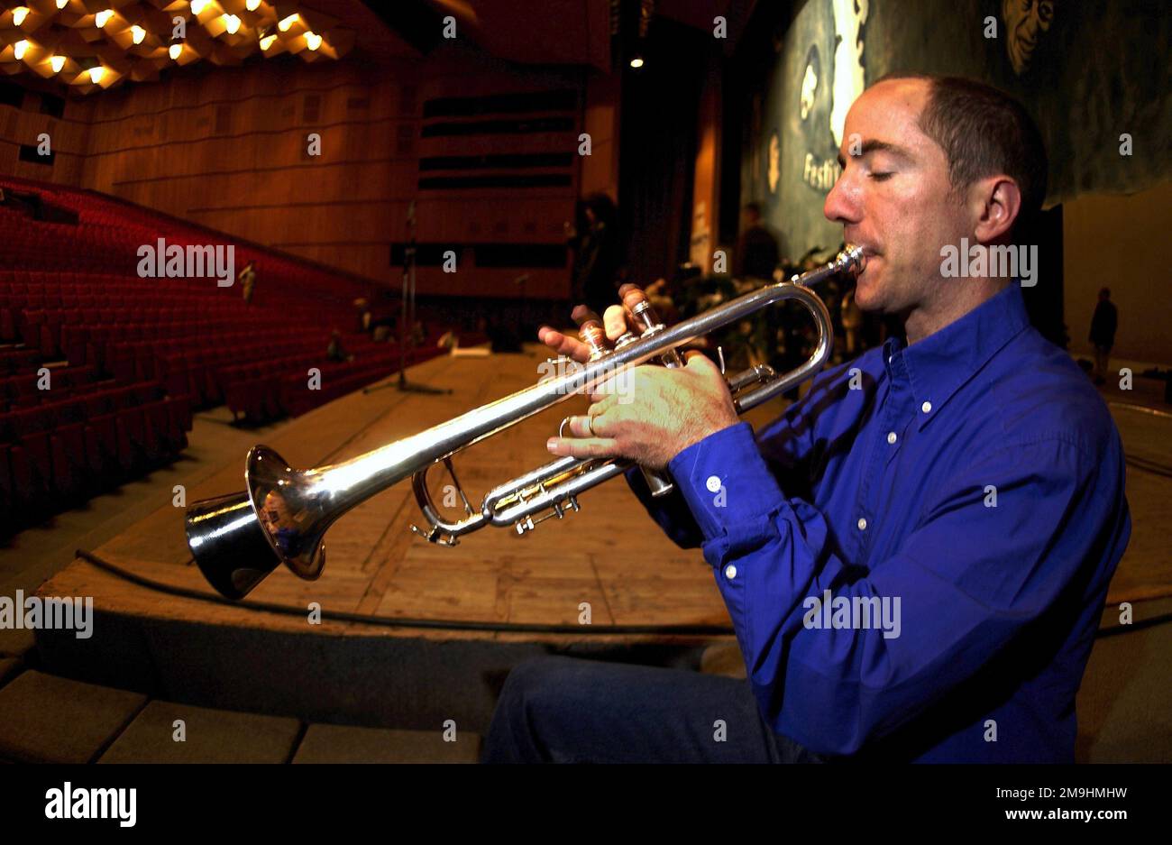 020414-F-6701P-004. Basis: Baku-Land: Aserbaidschan (AZE ...
