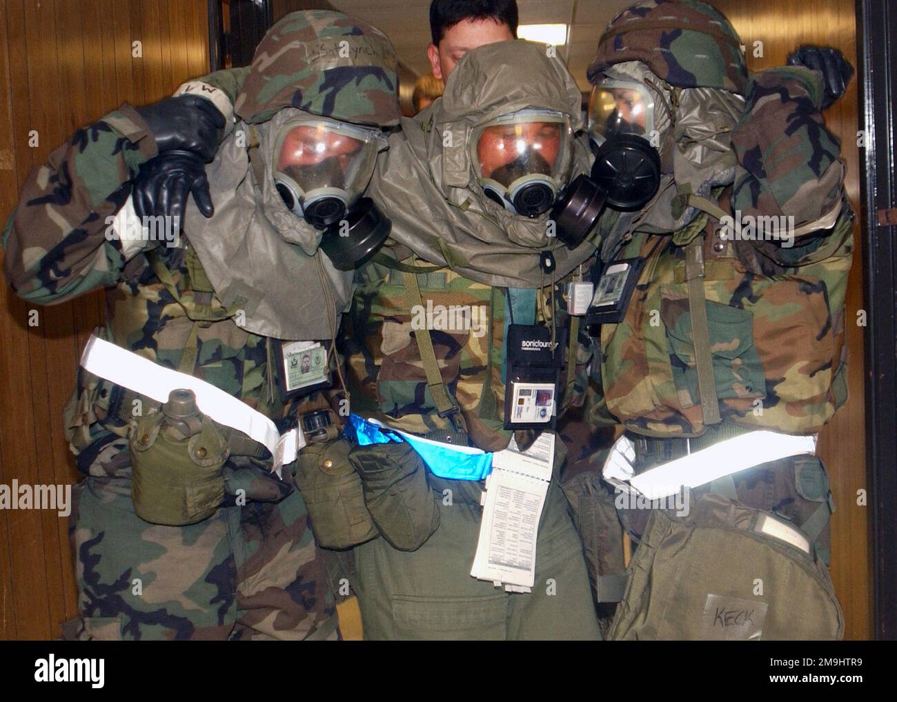 Mitarbeiter DER US Air Force (USAF), die dem 77. Air Expeditionary Wing ...