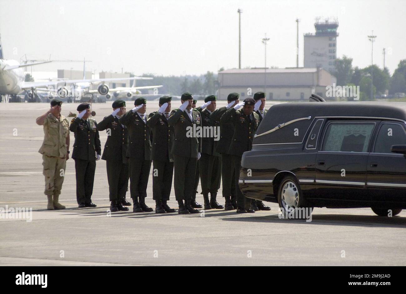 020617-F-3329S-003. Stützpunkt: Luftwaffenstützpunkt Ramstein ...