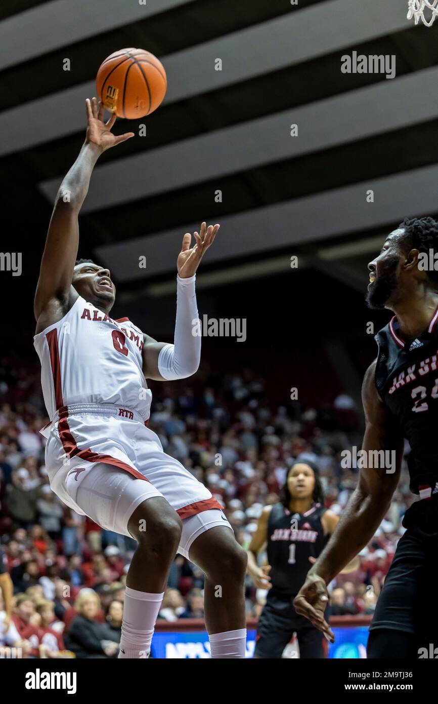 Alabama guard Jaden Bradley (0) shoots over Jacksonville State forward ...