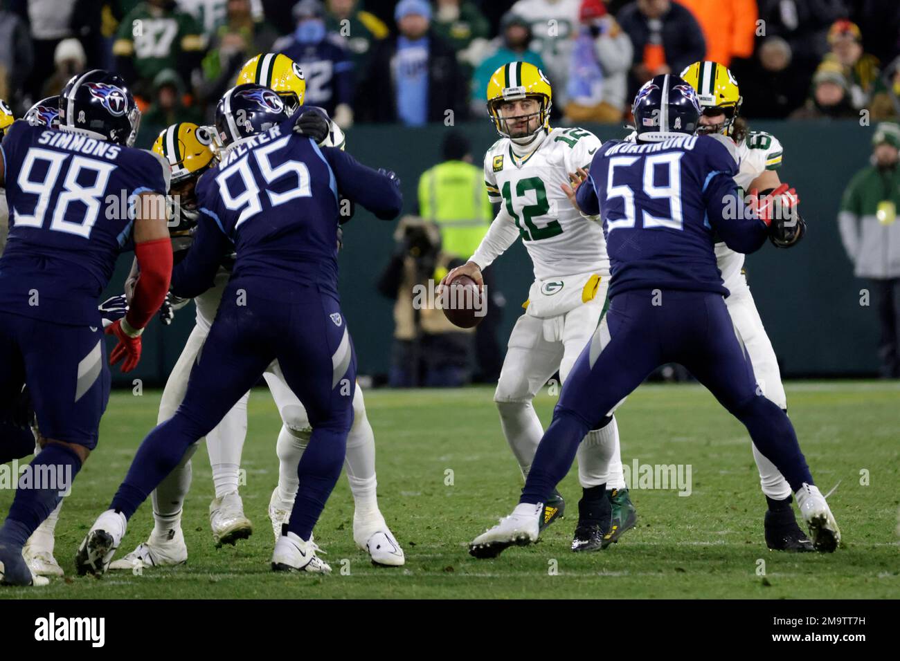 Green Bay Packers quarterback Aaron Rodgers (12) looks to throw a pass ...