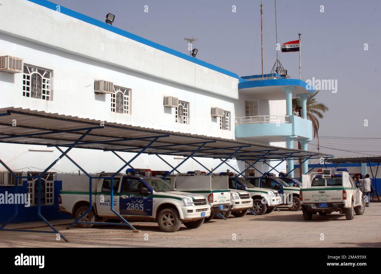 Mahmudiyah polizeistation -Fotos und -Bildmaterial in hoher Auflösung ...