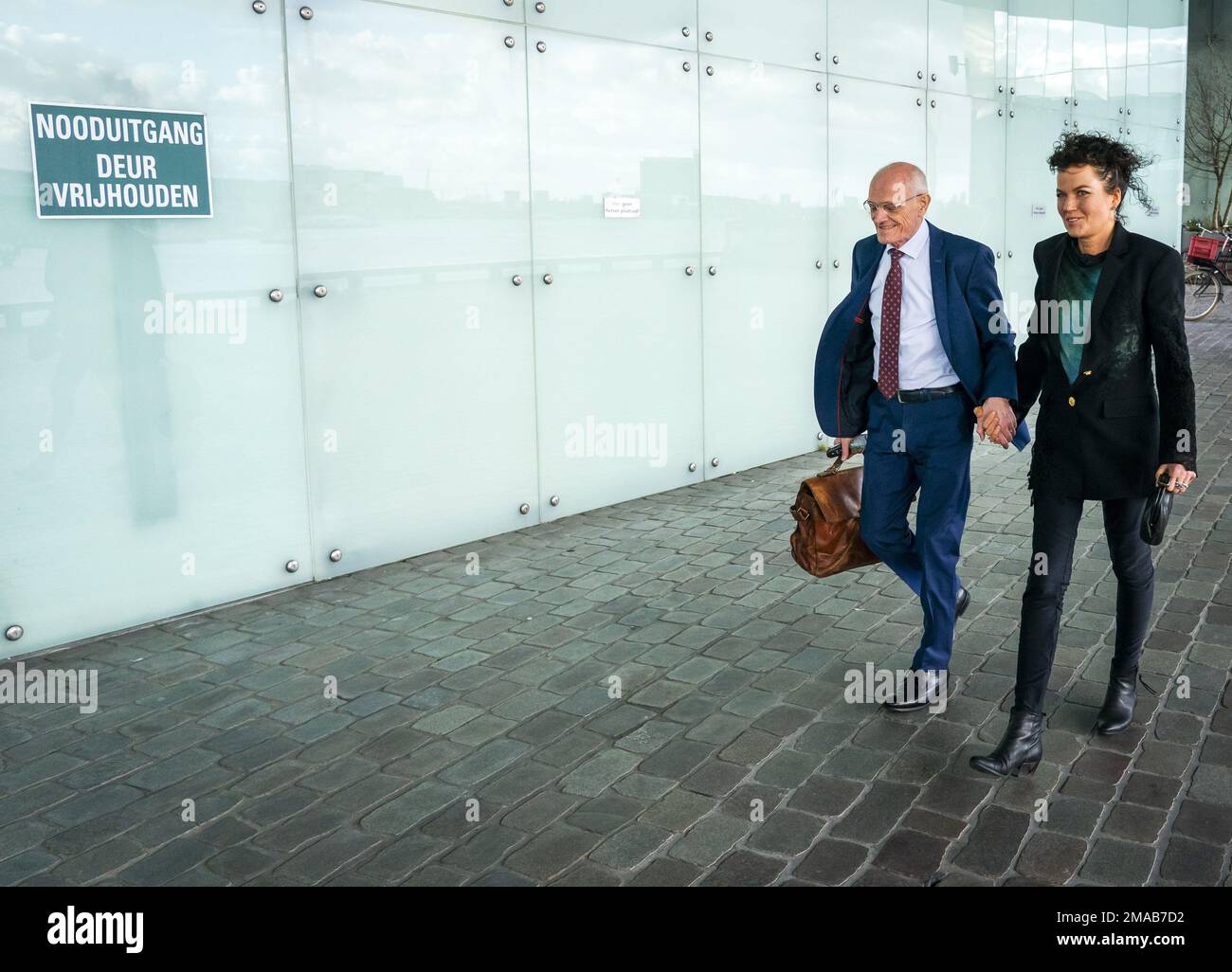 AMSTERDAM - Centric CEO Gerard Sanderink trifft zusammen mit seiner ...