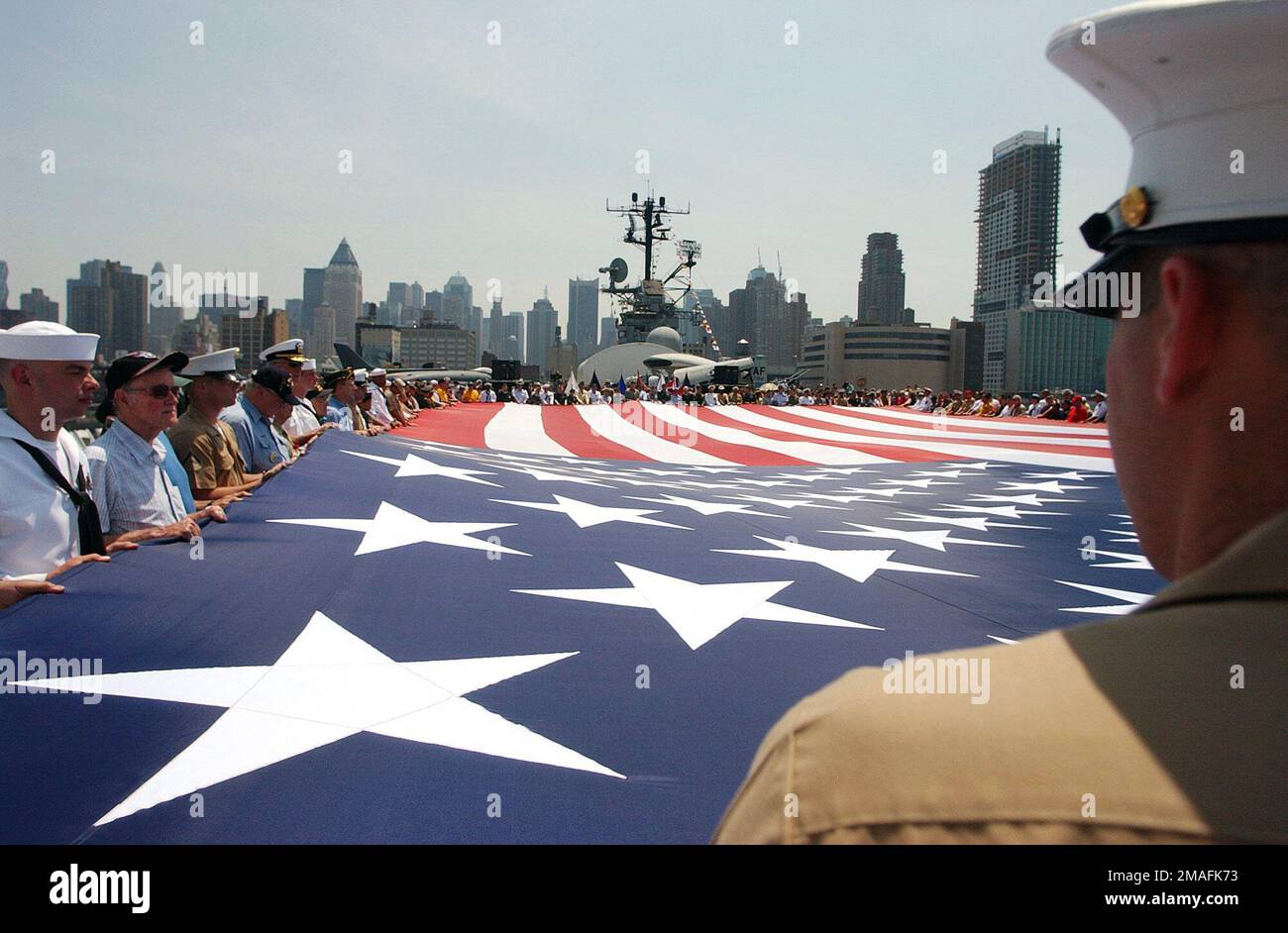 060529-N-4936C-002. Basis: USS Intrepid (CV 11) Szene Major Command ...
