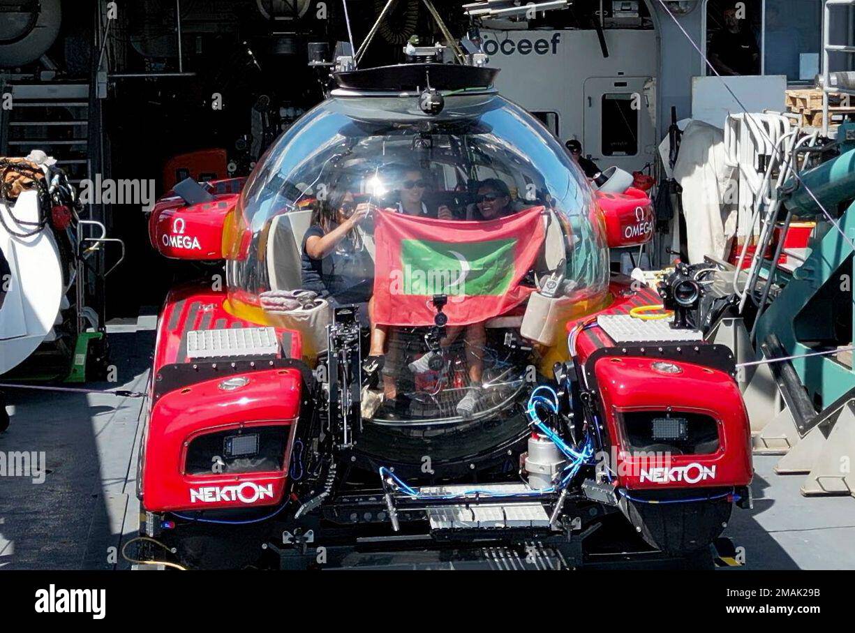 IMAGE DISTRIBUTED FOR NEKTON - Two scientists from the Maldives and ...