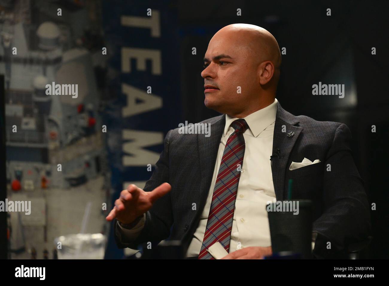 Tomas G. Beauchamp, Business Director und Corporate Operations ...