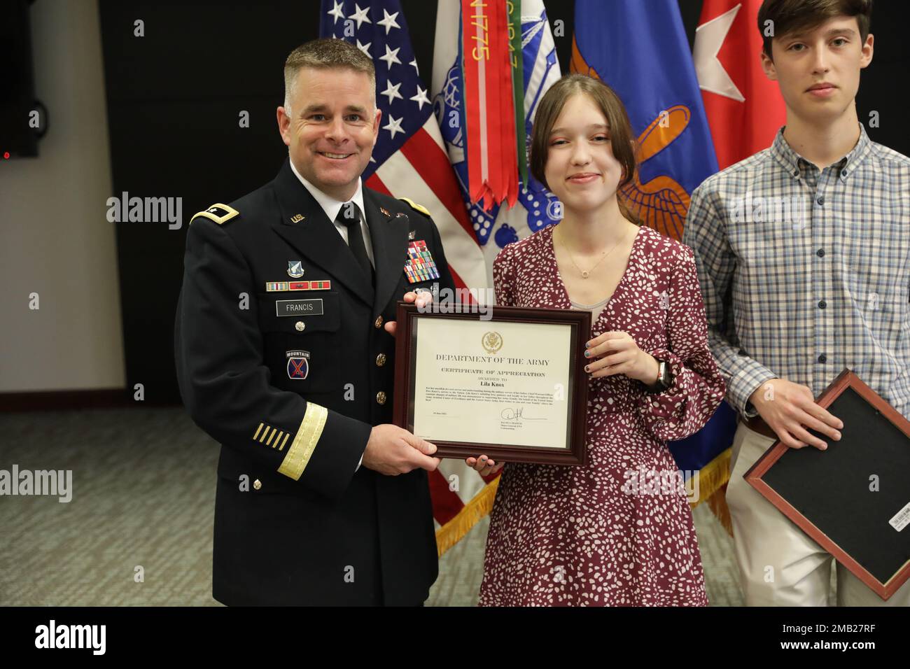 Generalmajor David J. Francis, USA Army Aviation Center of Excellence ...
