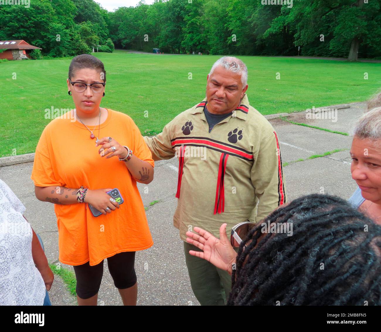 Angel Stefancik, left, and Chief Vincent Mann, right, of the Turtle ...