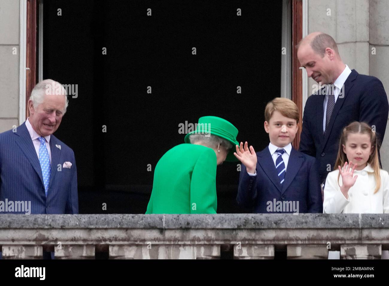 Britain's Queen Elizabeth II leaves the Buckingham Palace balcony as ...