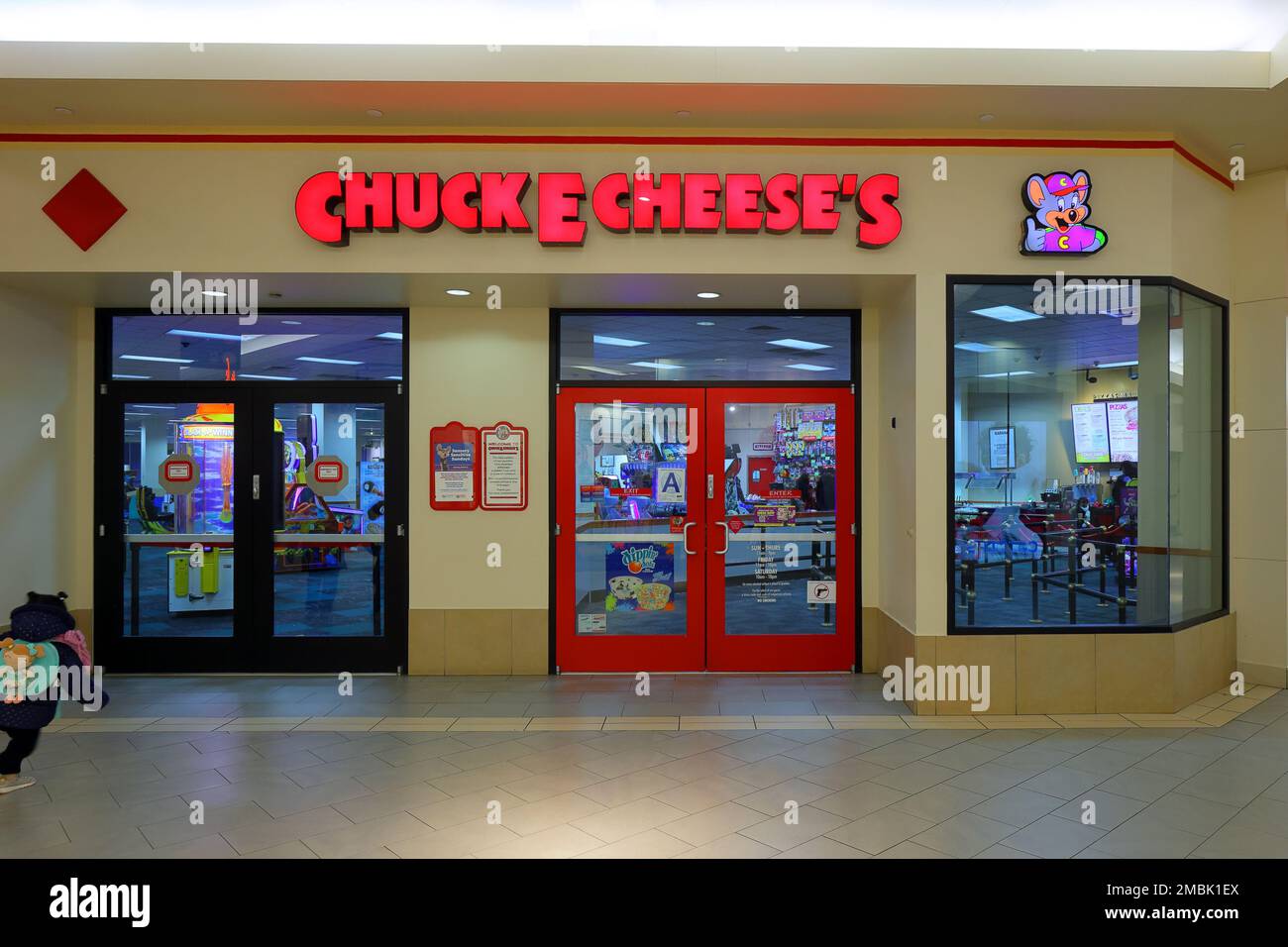 Chuck E Cheese Restaurant