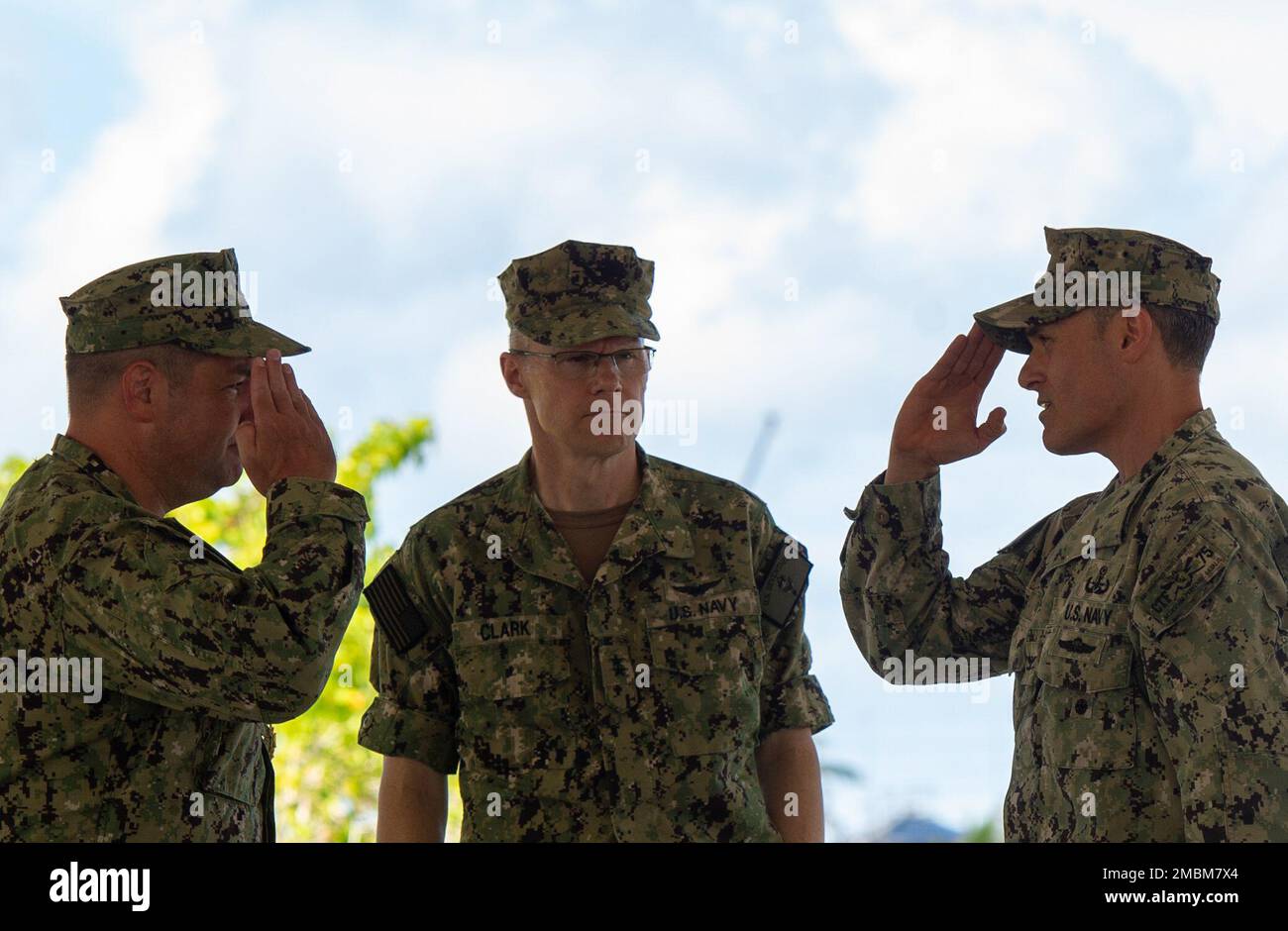 PITI, Guam (17. Juni 2022) Kommodore, Kommandeur, Task Force 75 ...