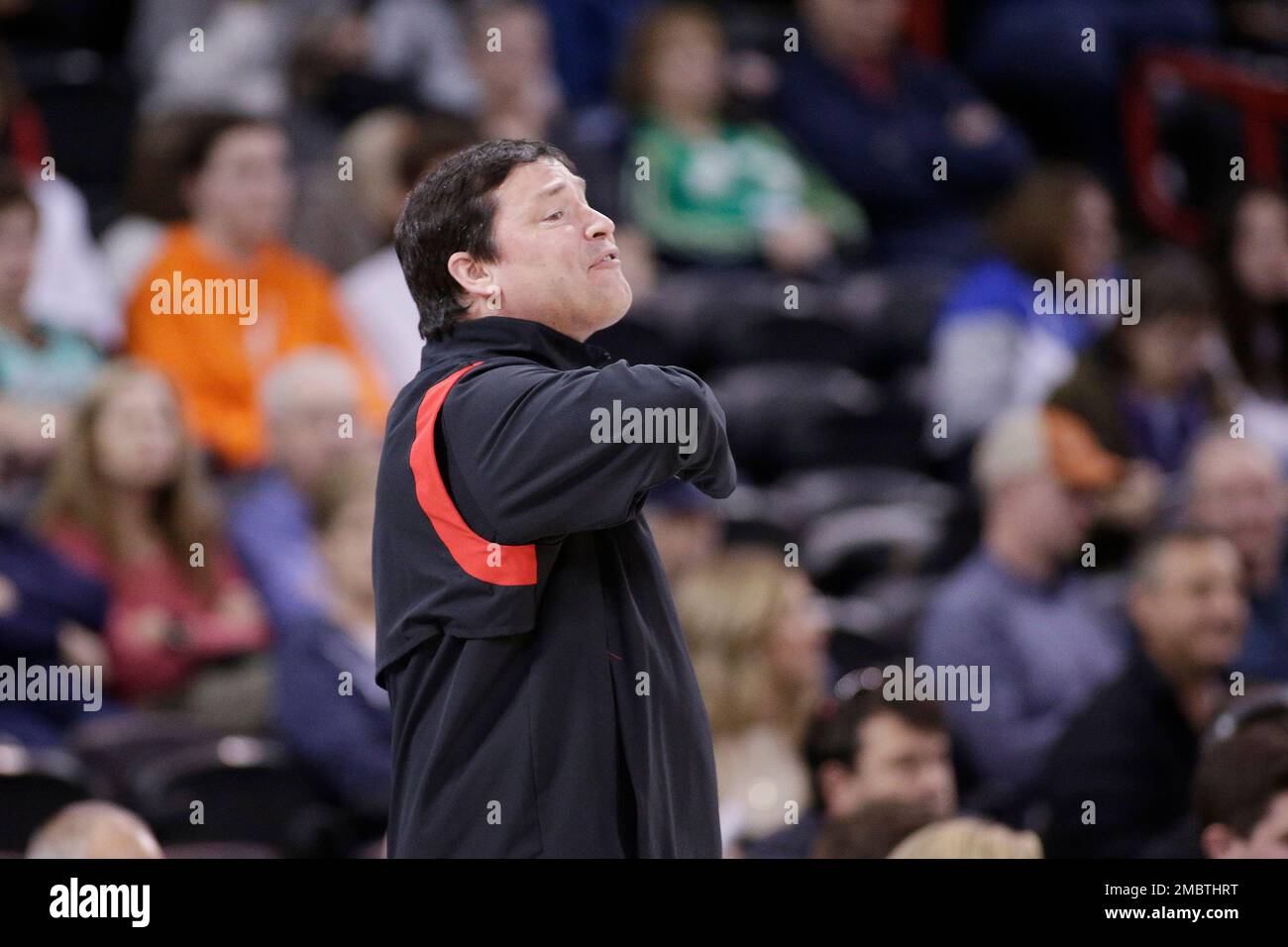 Ohio State head coach Kevin McGuff directs his team during a college ...