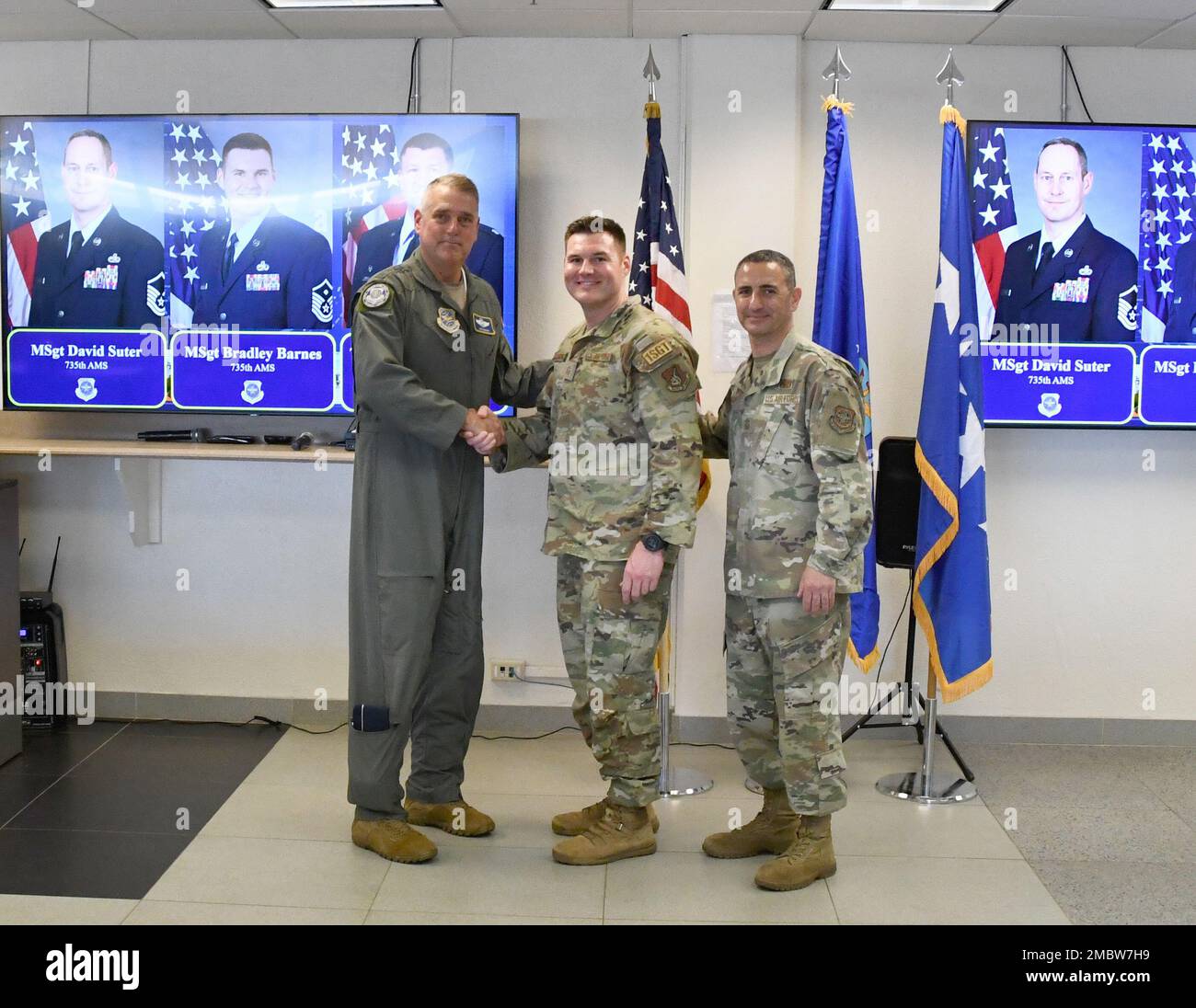 USA Air Force General Mike Minihan, Left, Air Mobility Command ...
