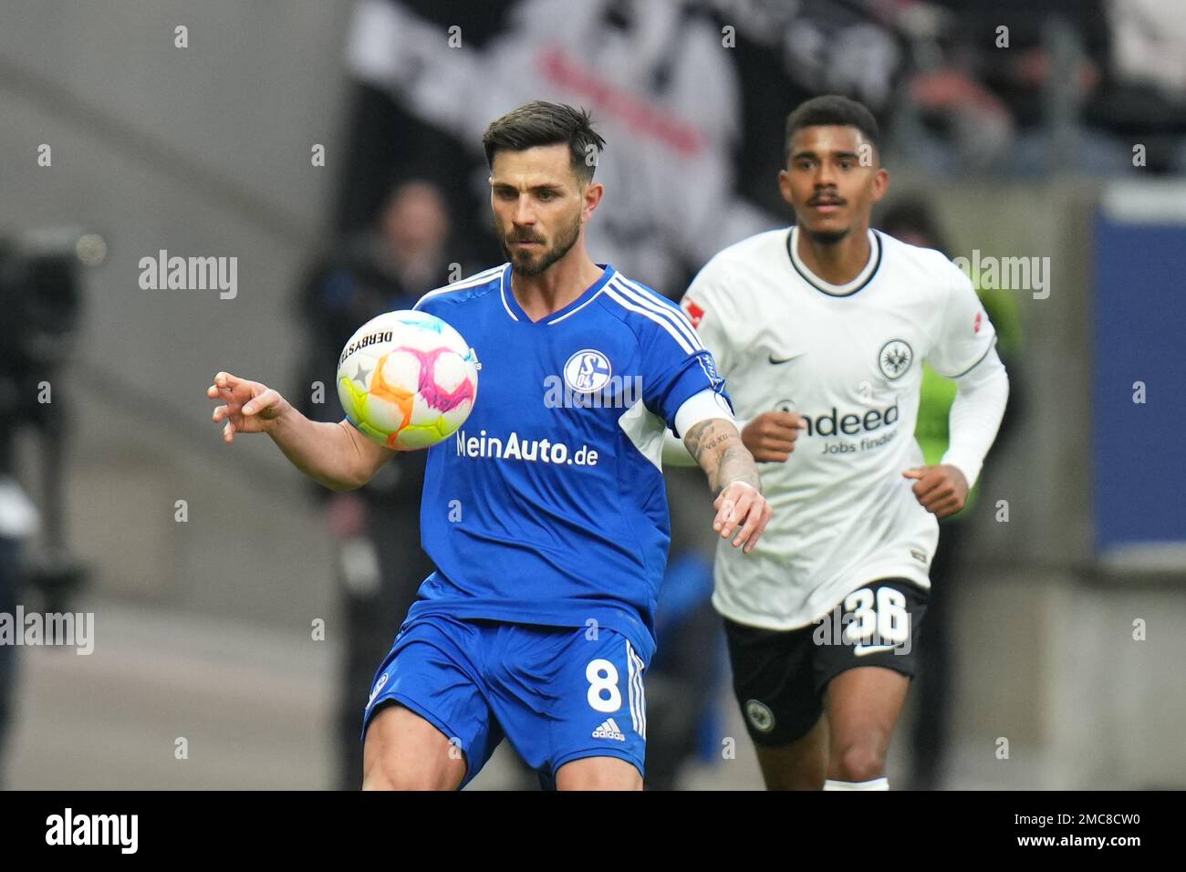 21. Januar 2023, Hessen, Frankfurt/M.: Fußball: Bundesliga, Eintracht Frankfurt - FC Schalke 04 ...