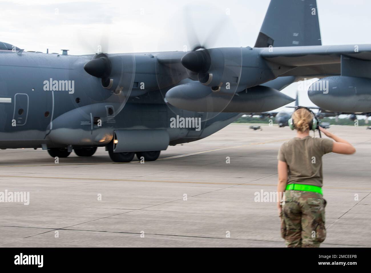 USA Air Force Airman 1. Klasse Natalie Schmidt, 901. Special Operations ...