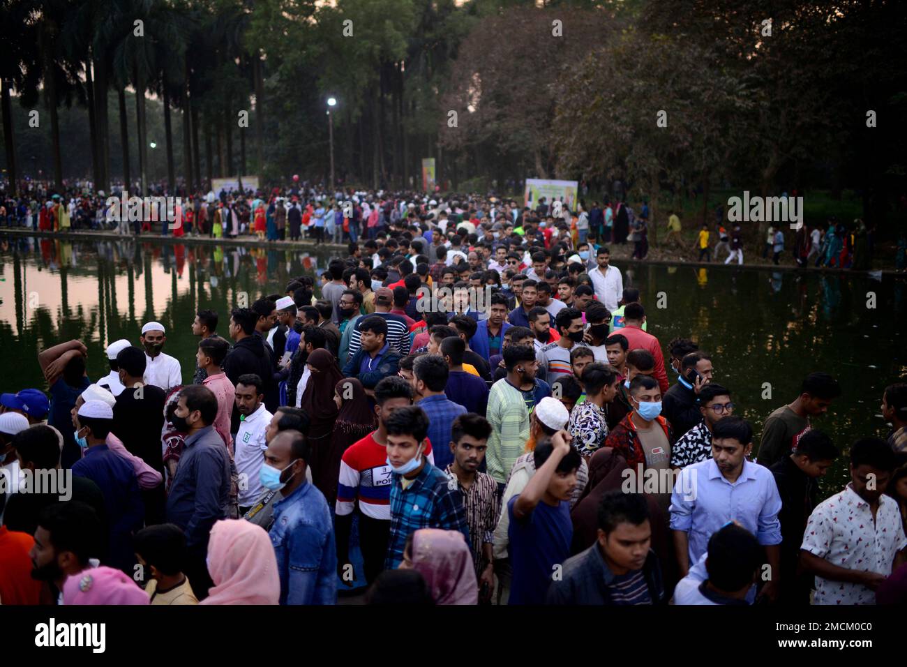 Bangladeshis arrive to participate in the celebrations to mark 50 years ...