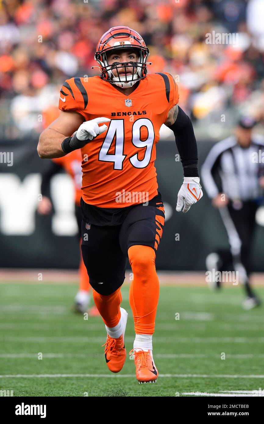 Cincinnati Bengals linebacker Joe Bachie (49) runs for the play during ...