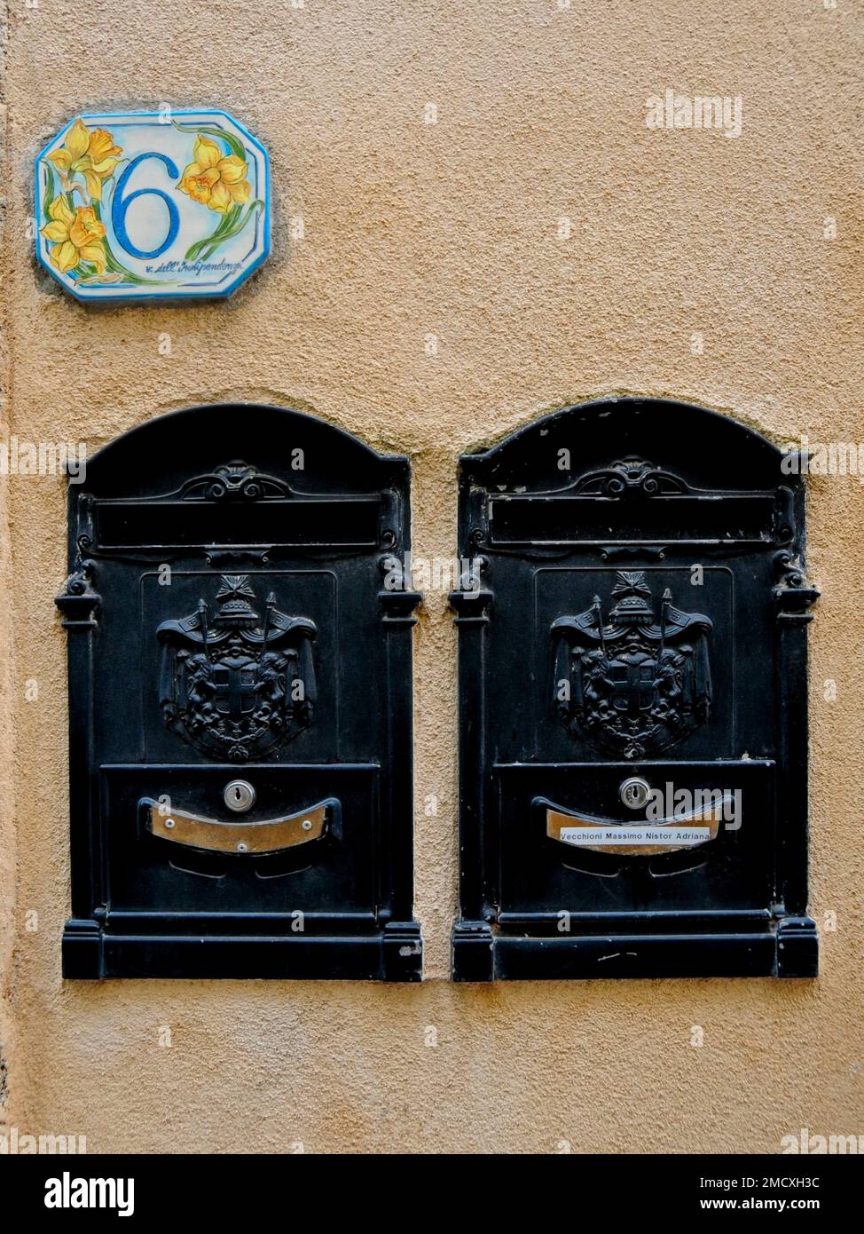 Roccatederighi mittelalterliches dorf frazione von roccastrada -Fotos ...