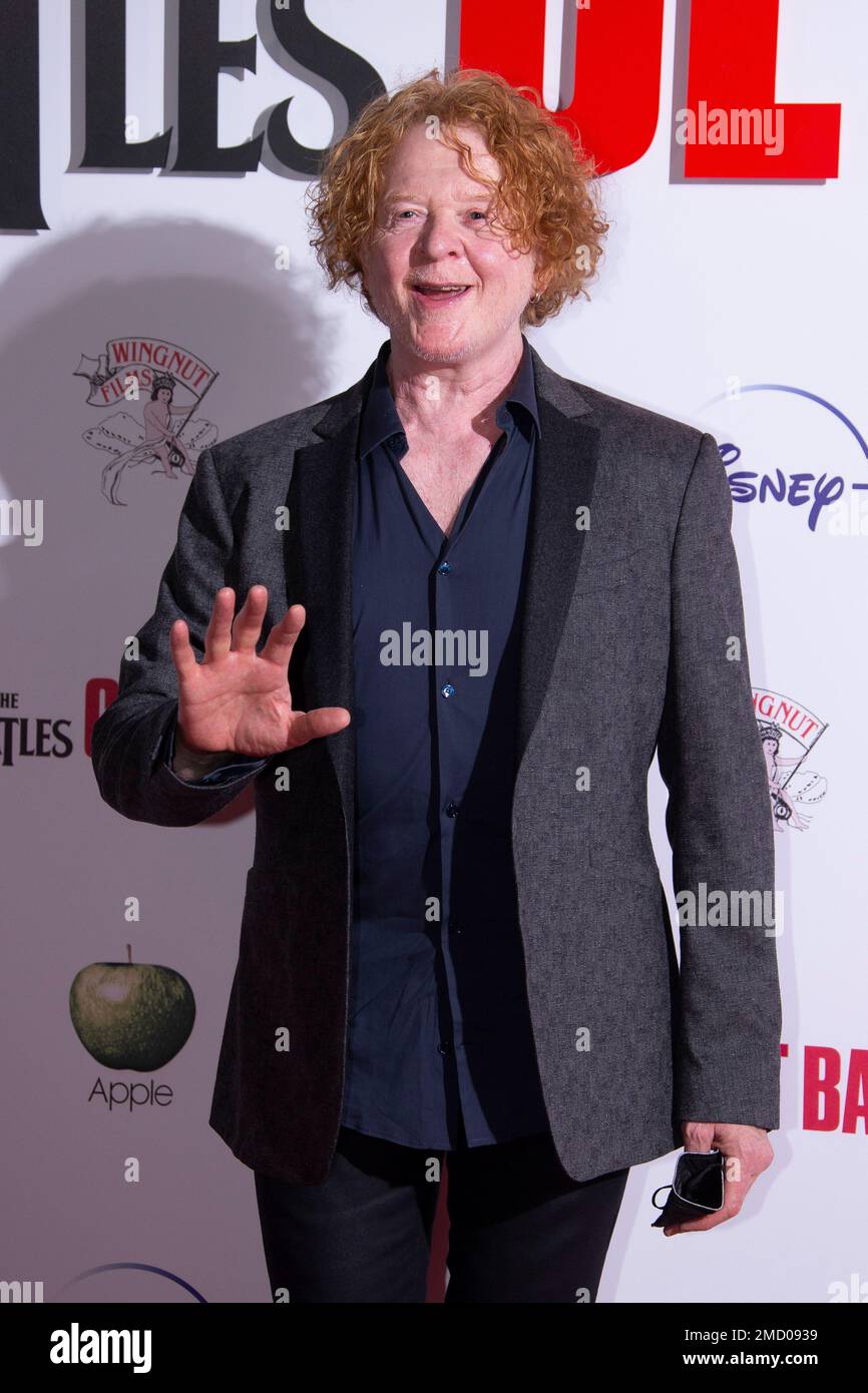 Mick Hucknall poses for photographers upon arrival at the World ...