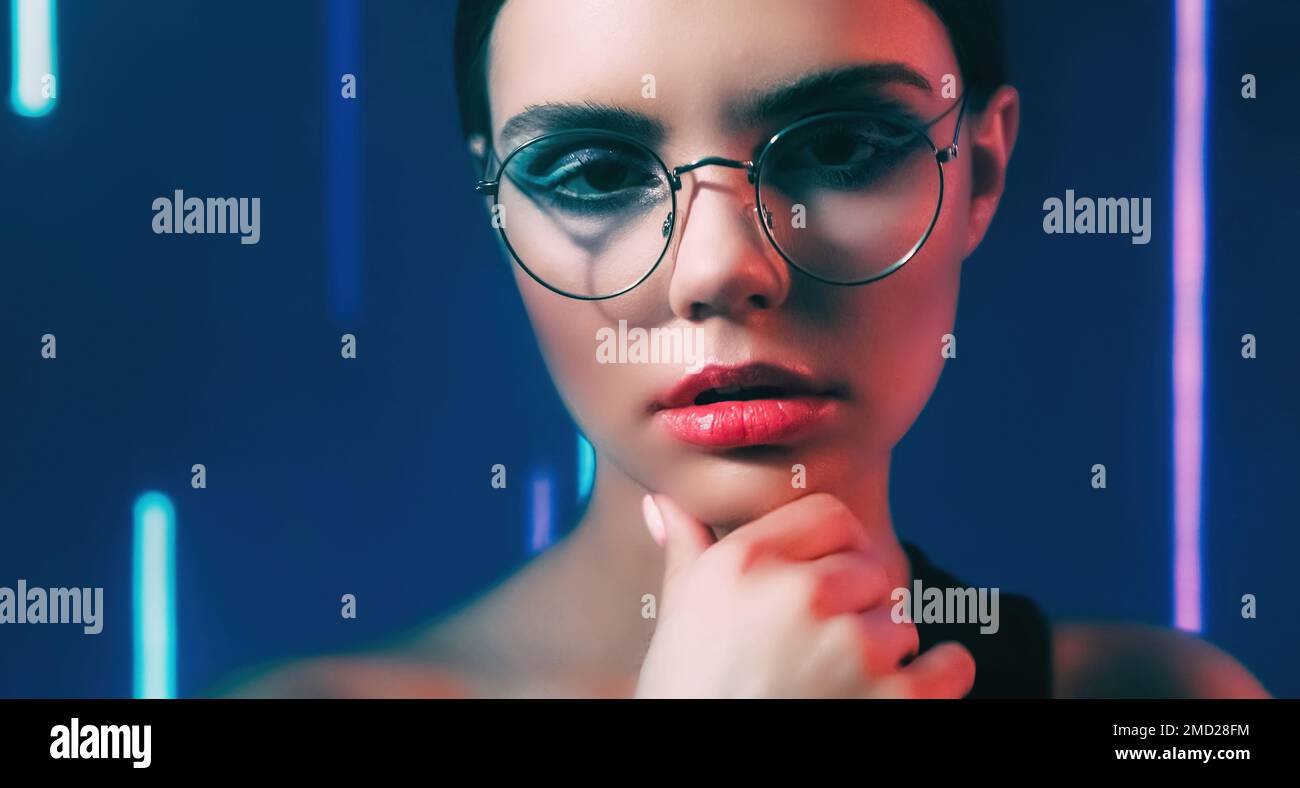 Mode 90er jahre -Fotos und -Bildmaterial in hoher Auflösung – Alamy