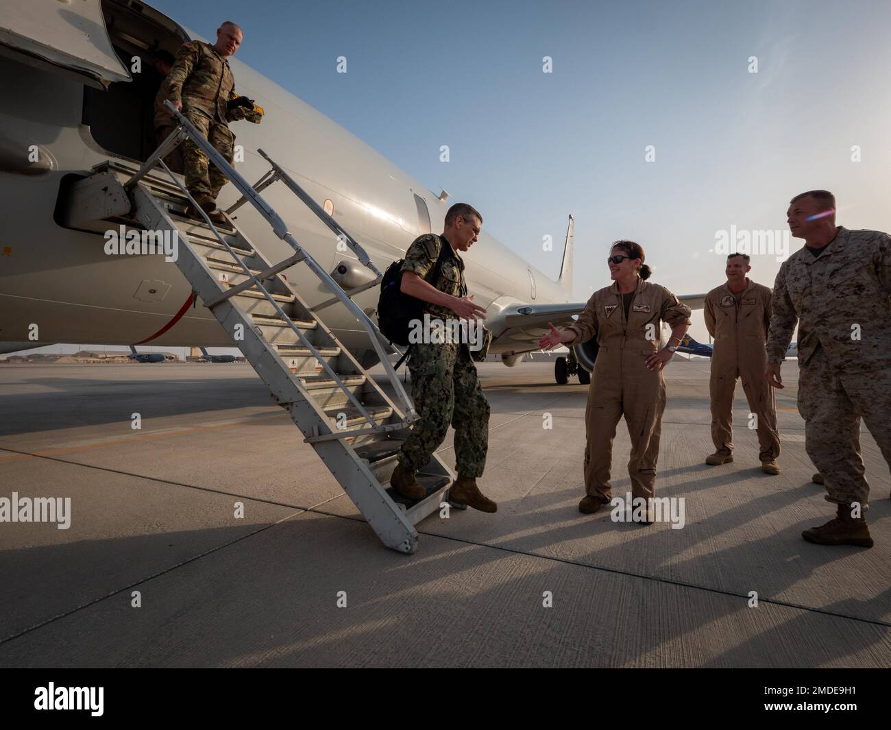 220722-N-VH871-1094 AL UDEID LUFTSTÜTZPUNKT, Katar (22. Juli 2022 ...