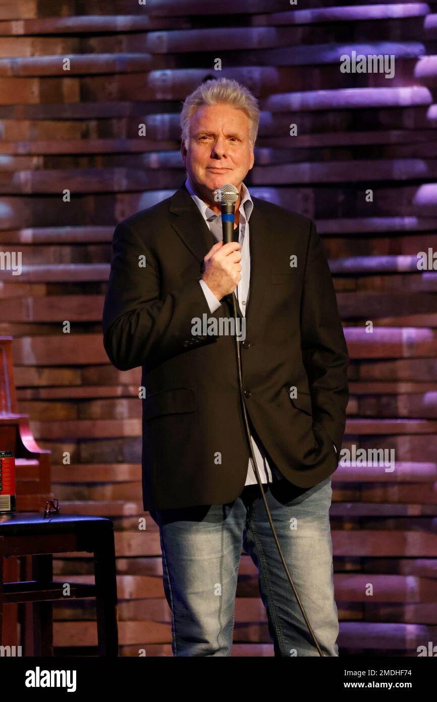 Der Comedian Frank Vignola führt Live-Comedy in der City Winery Bar ...