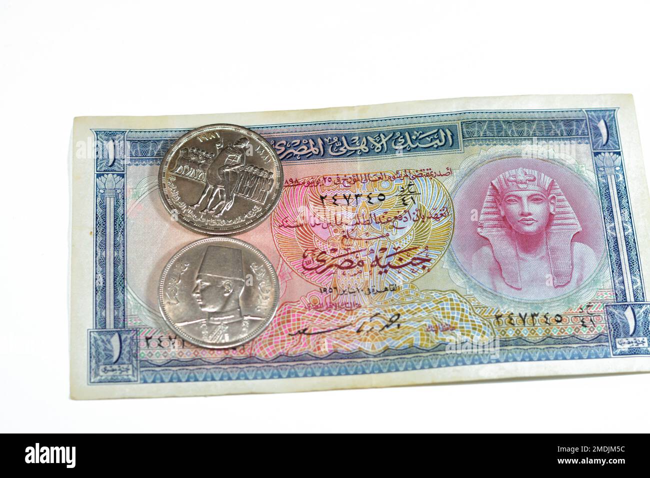 Hintergrund der alten ägyptischen Geldscheine und Münzen eines ...