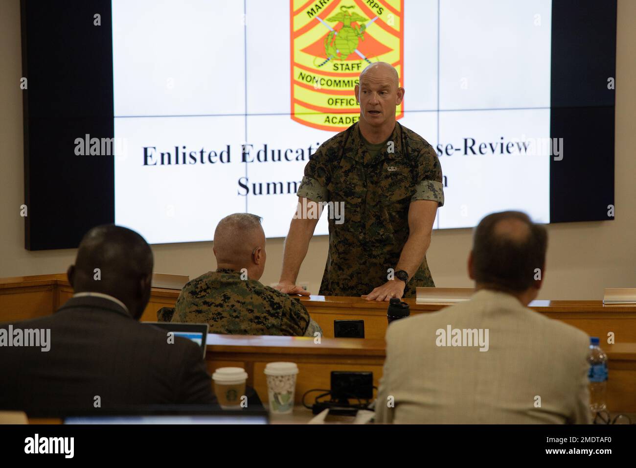 USA Major Troy E. Black, der 19. Sergeant Major des Marine Corps, nimmt ...