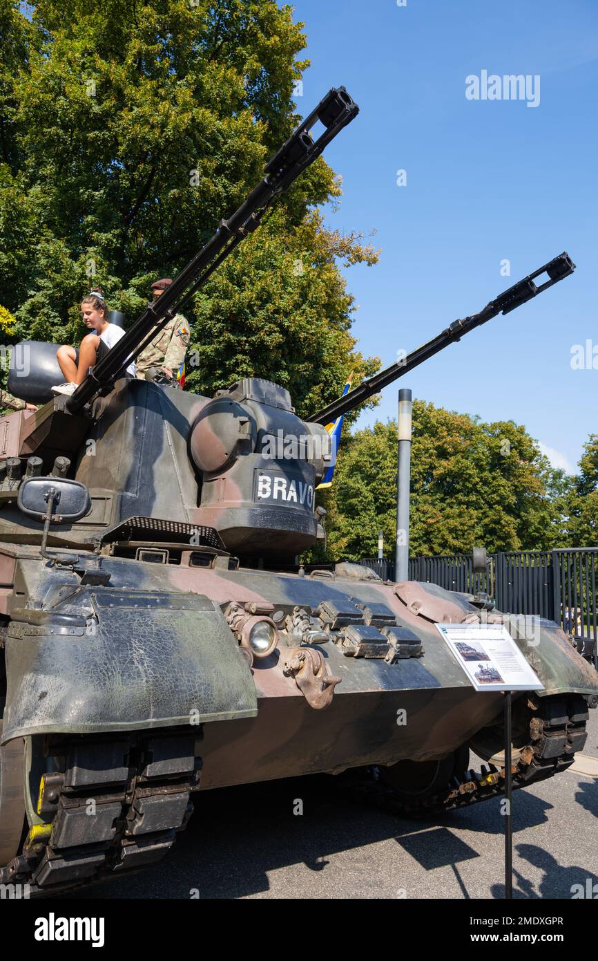 Gepard selbstfahrende flugabwehrkanone -Fotos und -Bildmaterial in ...