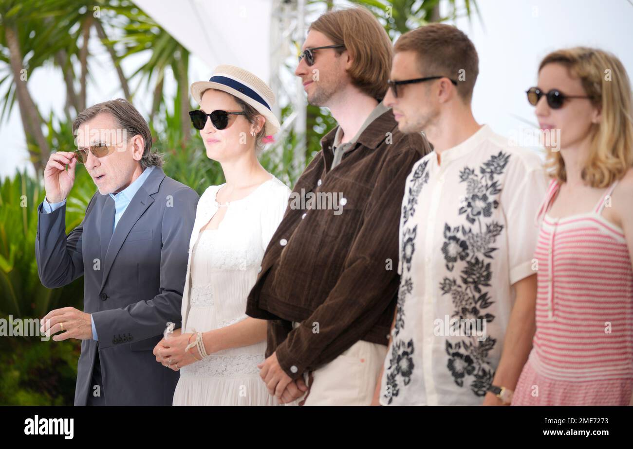 Tim Roth, from left, Vicky Krieps, Hampus Nordenson, Anders Danielsen ...