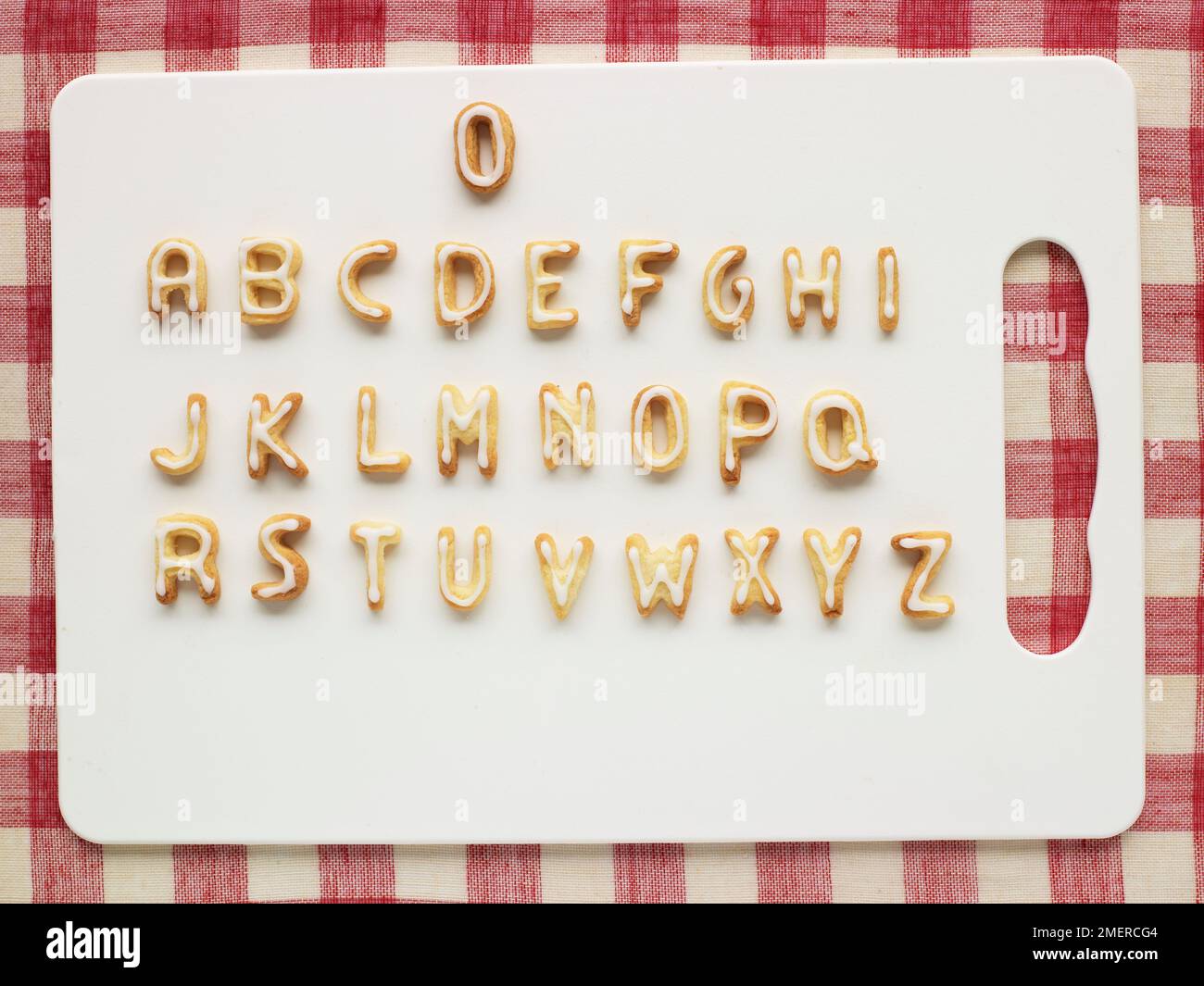 Formen alphabet -Fotos und -Bildmaterial in hoher Auflösung – Alamy