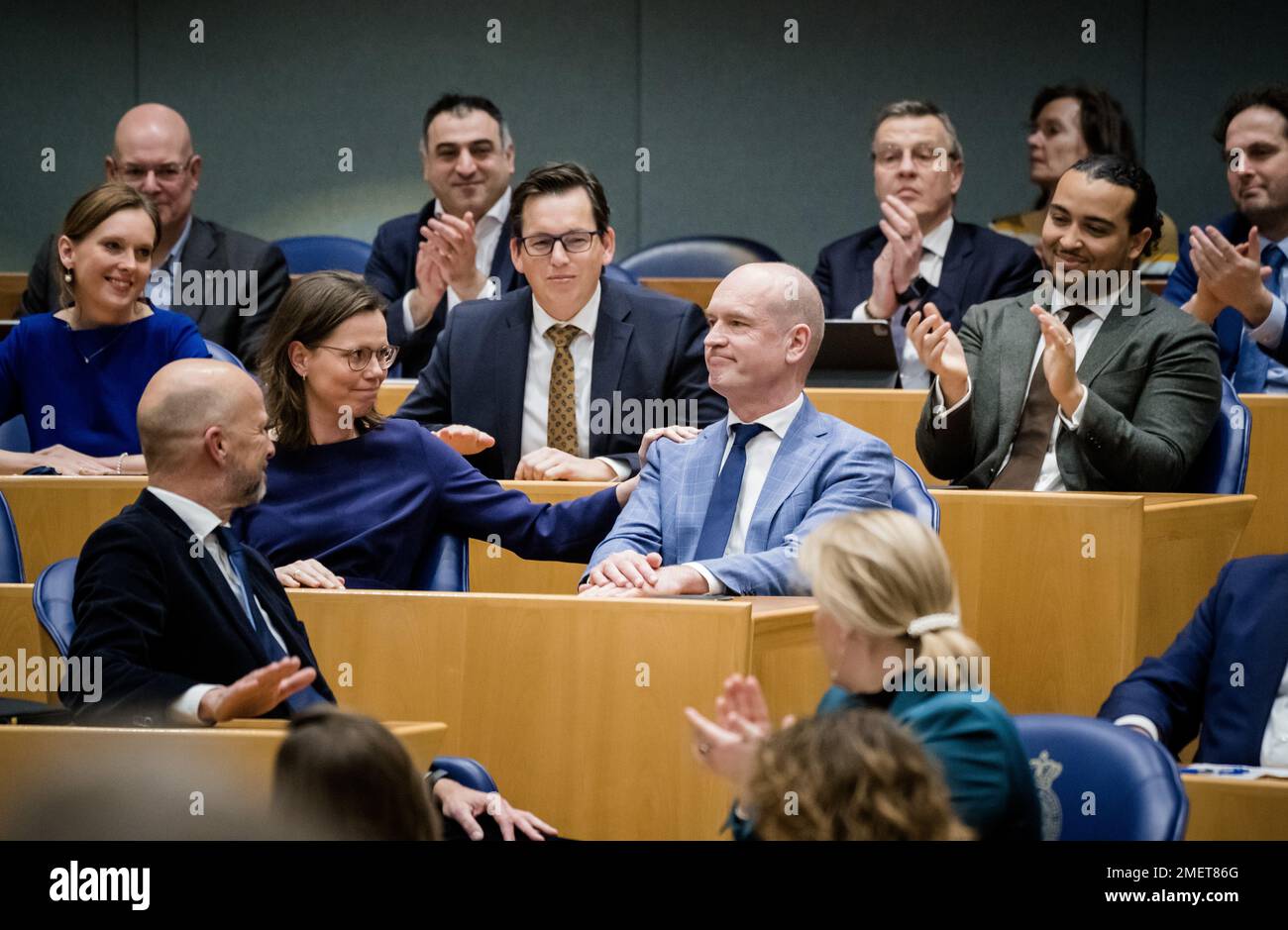 DEN HAAG - Gert-Jan Segers und sein Nachfolger Mirjam Bikker zum ...