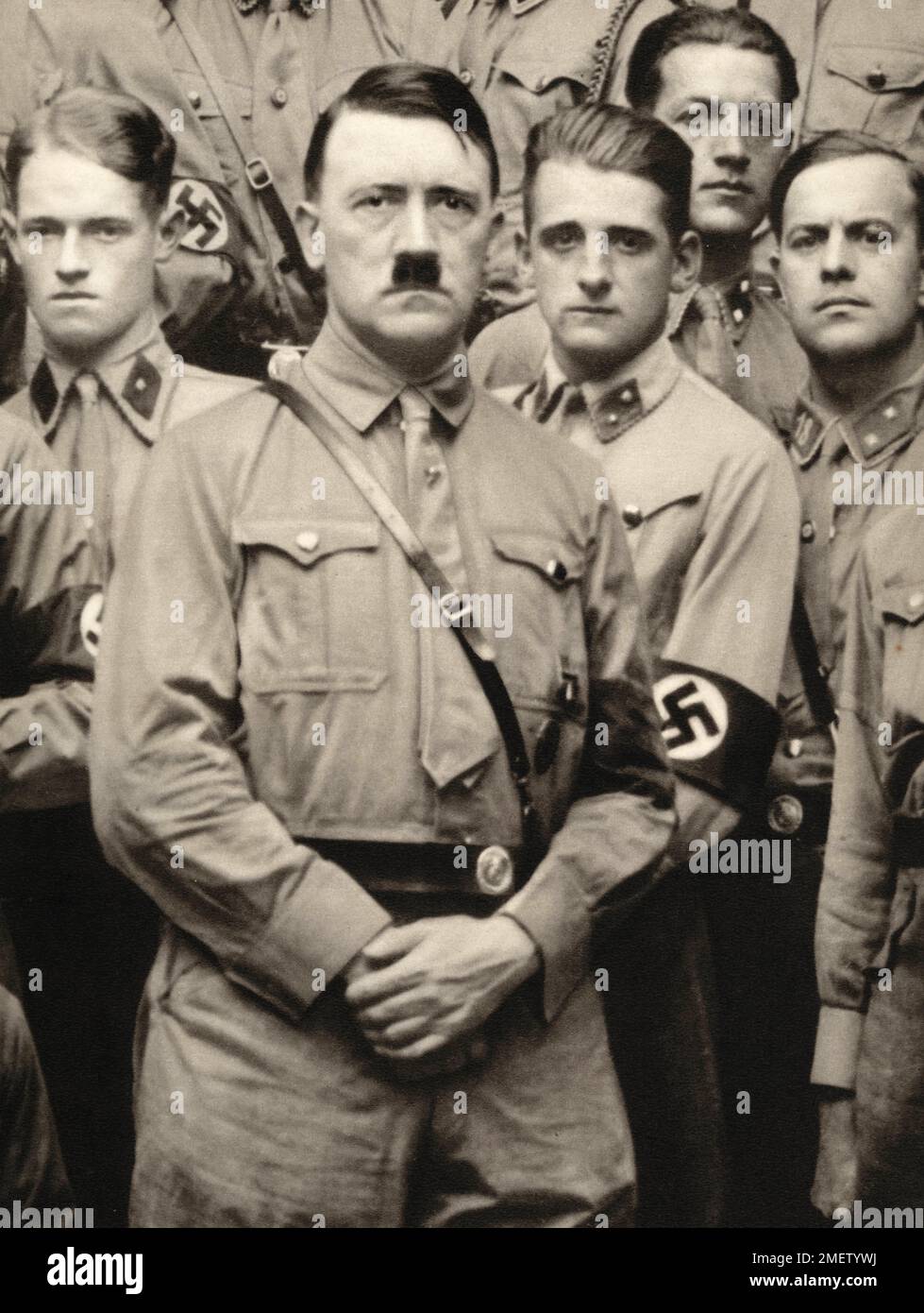 Adolf Hitler (* 20. April 1889 in Braunau am Inn) (â € 30. April 1945 ...